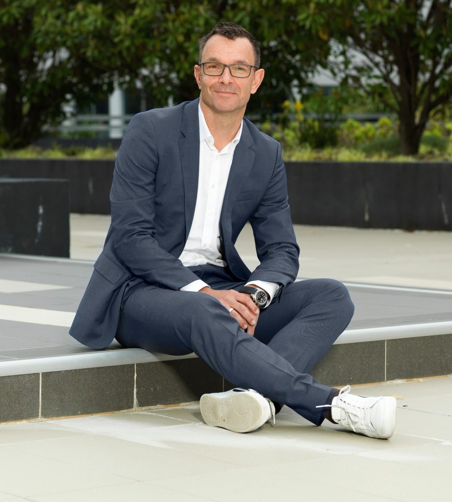 Martin Stoemmer – Global