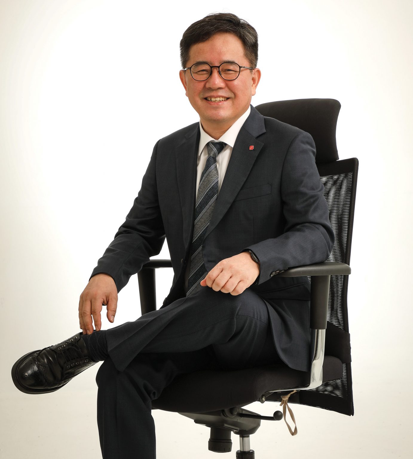 Hyun Chul Park – Global