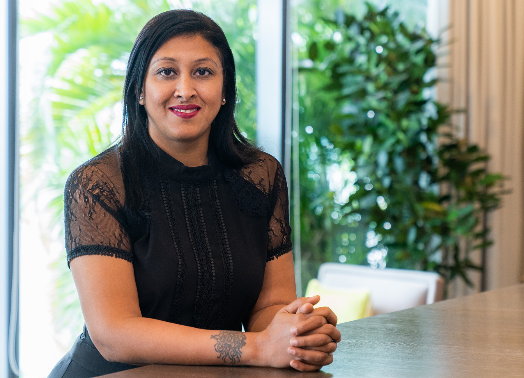 Maya Hari – Global