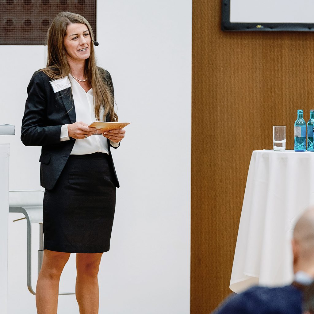 Anna Klaft – Global