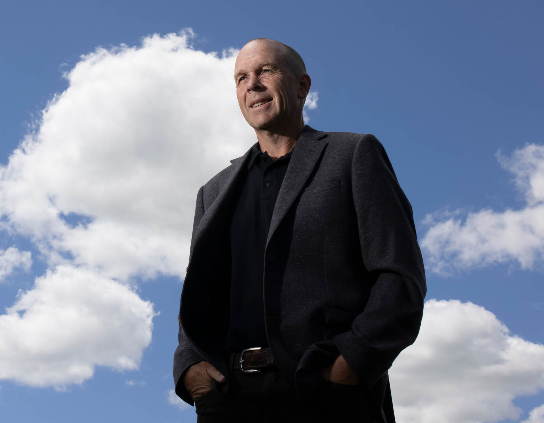 Mark Leslie – Global