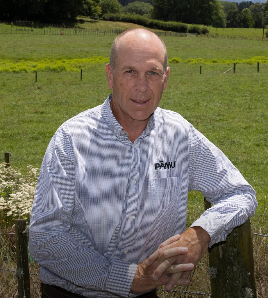 Mark Leslie – Global