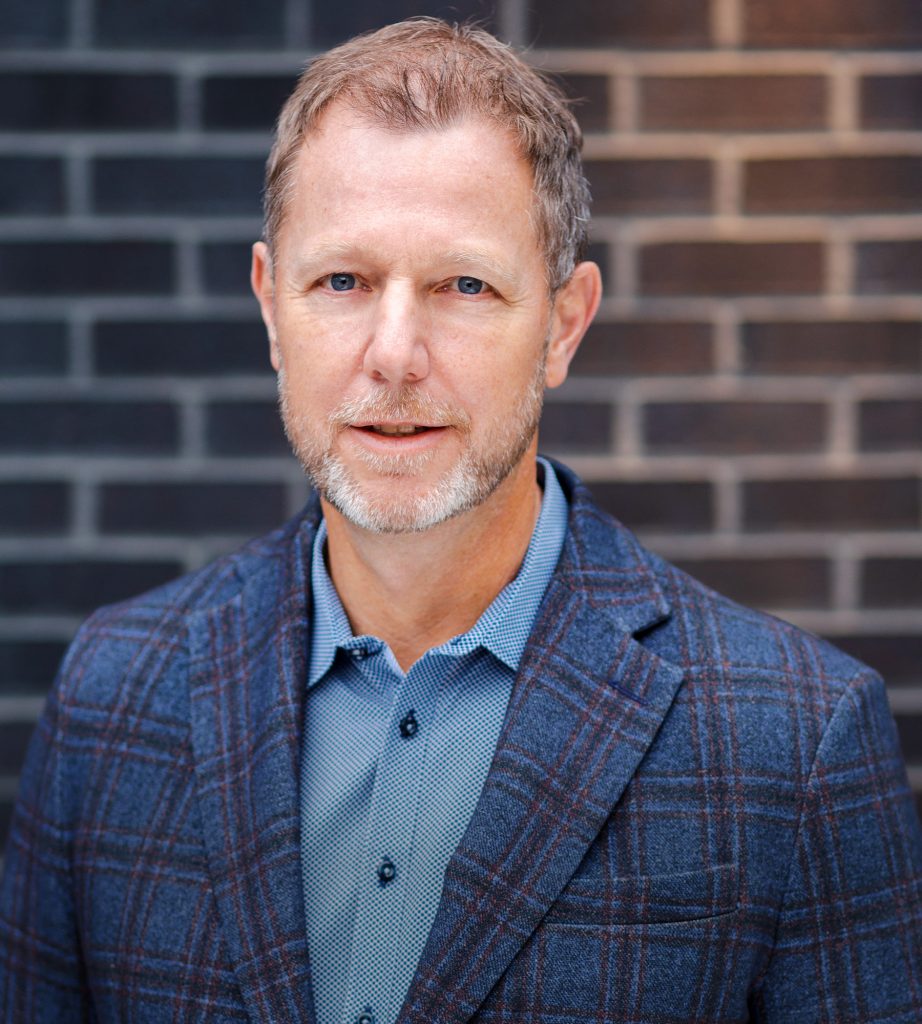 Jason Wubs – Global