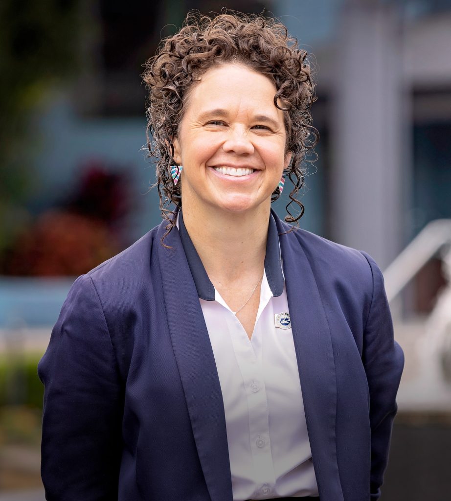 Kate Mortimer – Global