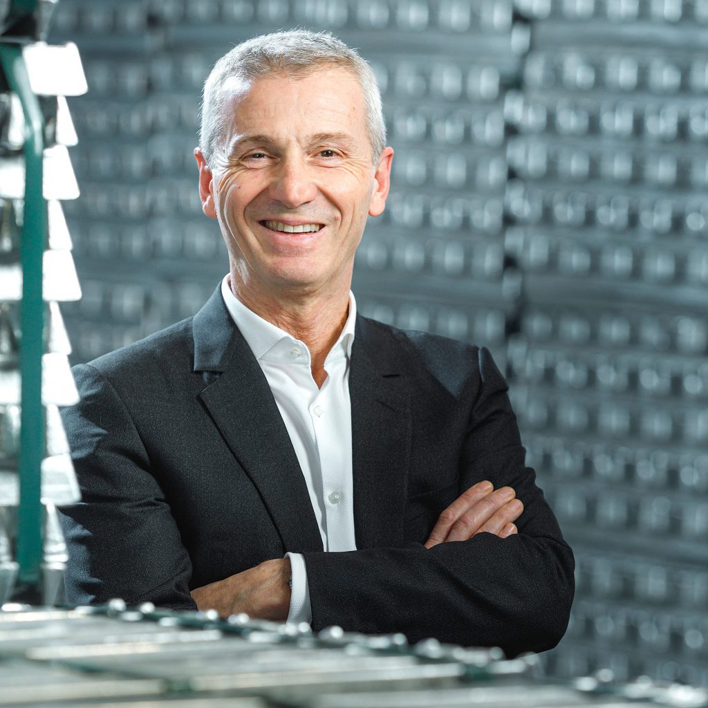 Jean Gouverneyre & Claude Bever – Global