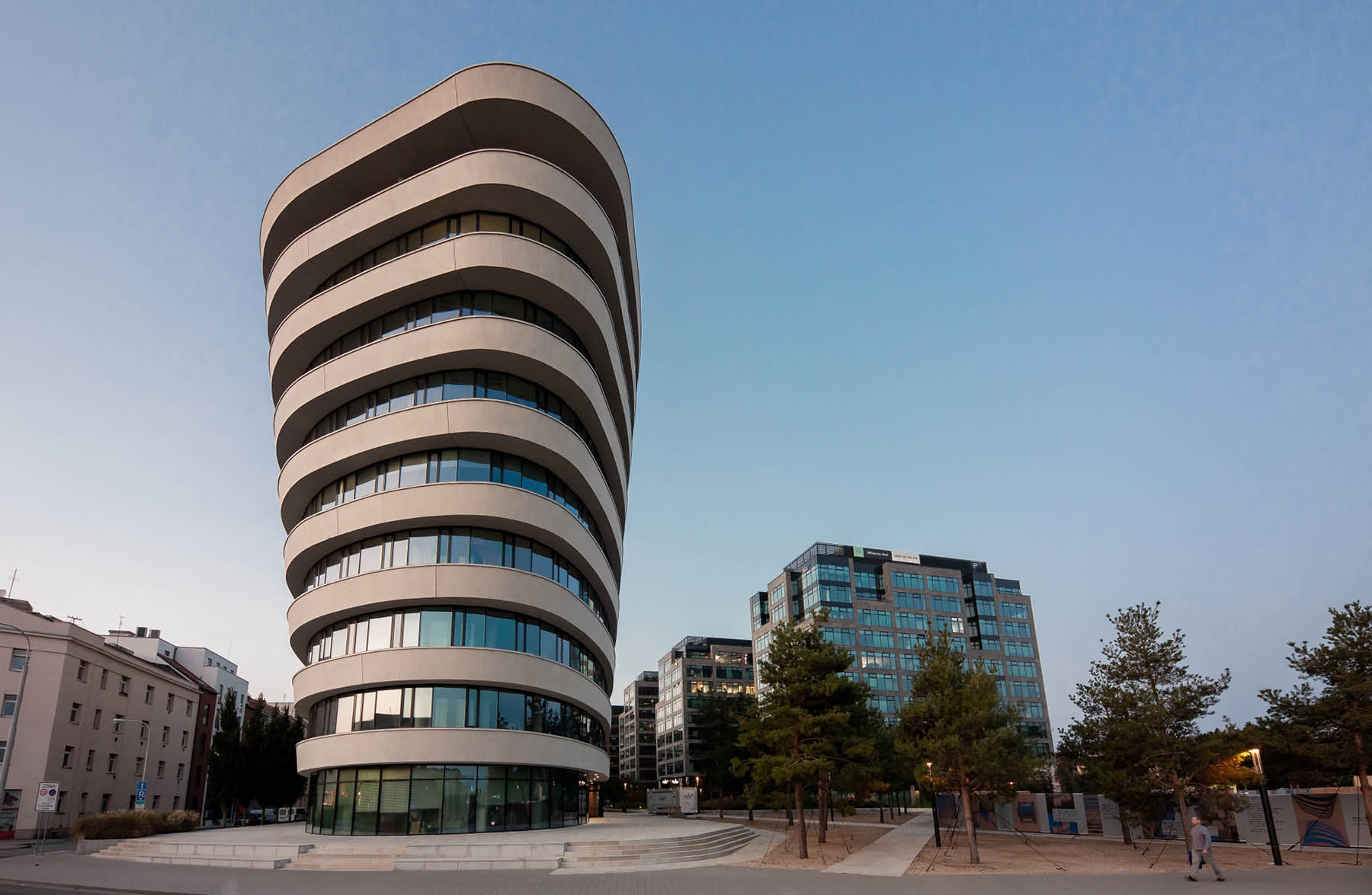 Remon Vos – Global