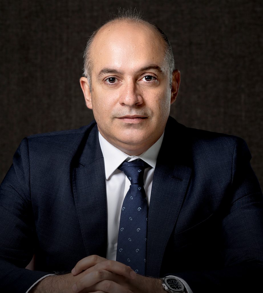 Andreas Shiamishis – Global