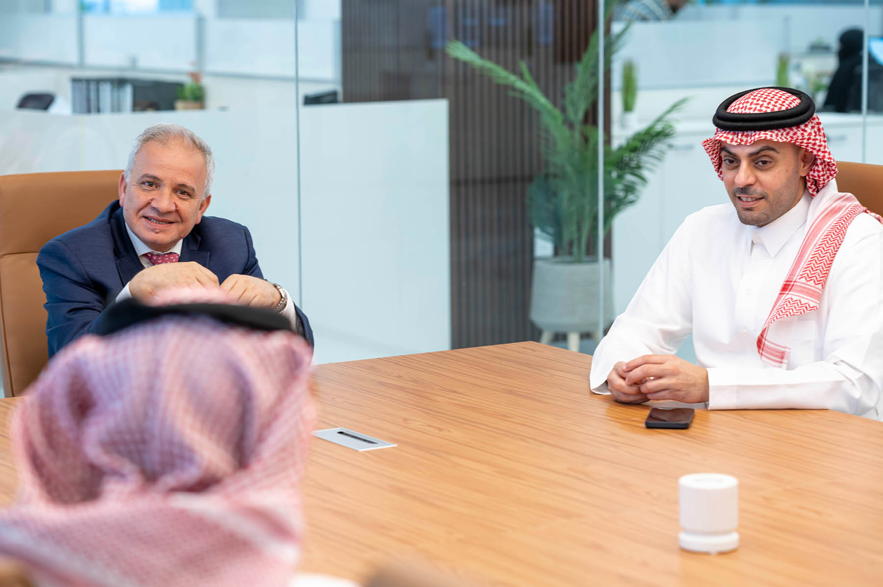 Hussein Fares – Global