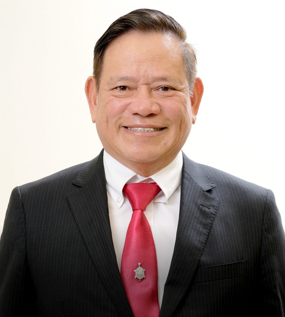 Justin Uy – Global