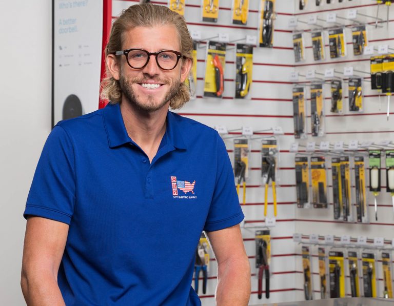 Thomas Hartland-Mackie – Global