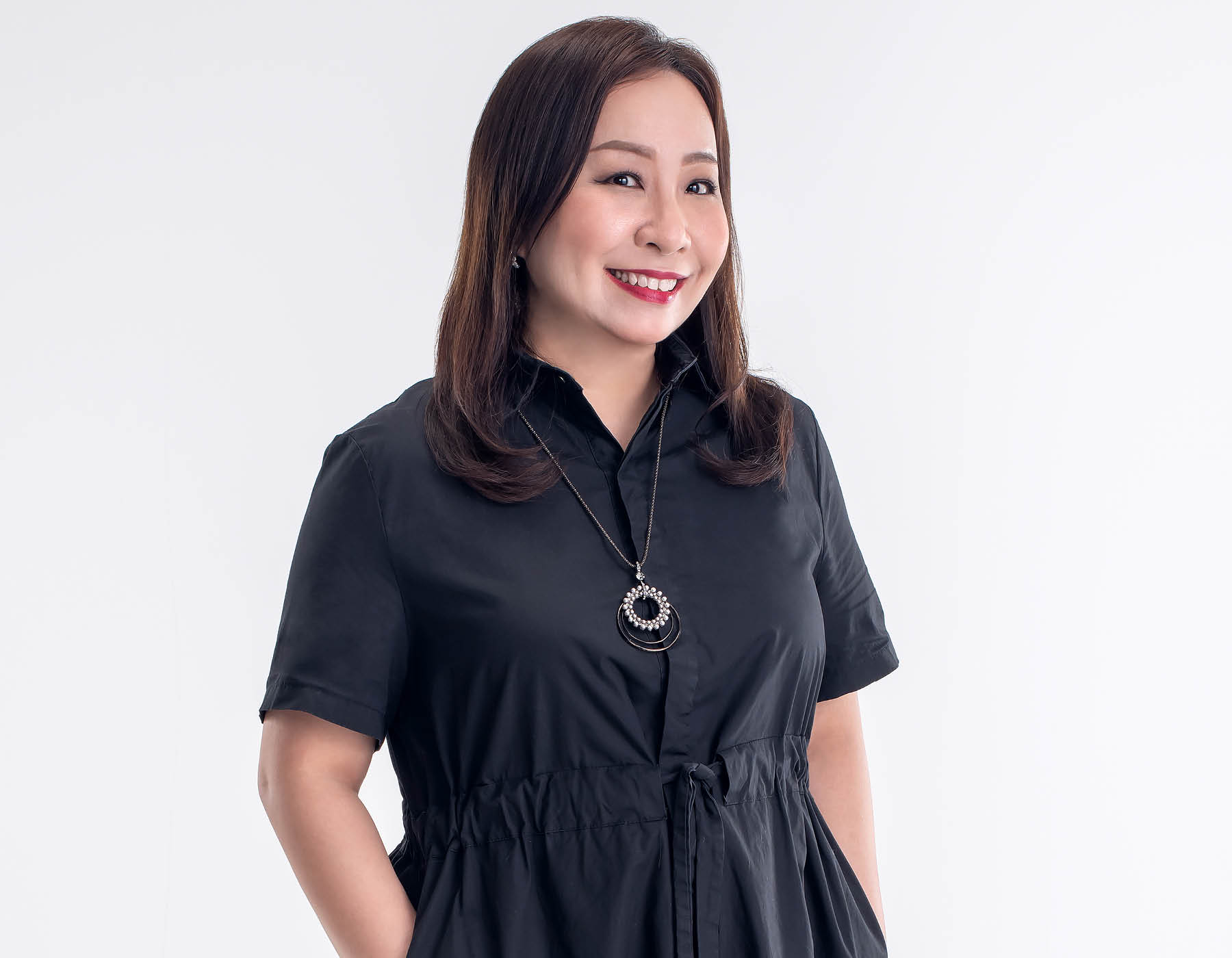 Selena Chua – Global