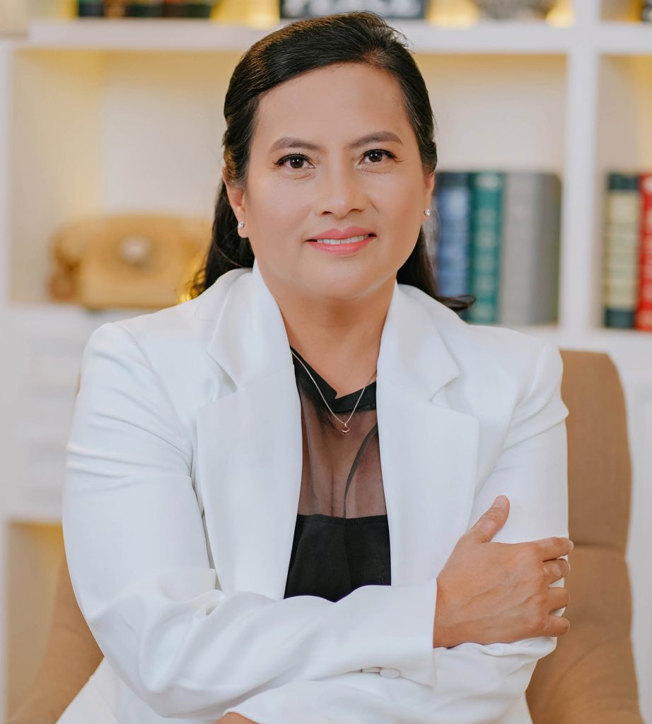 Cora Andoy – Global