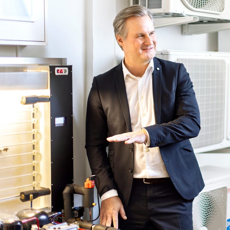 Christopher Norbye – Global