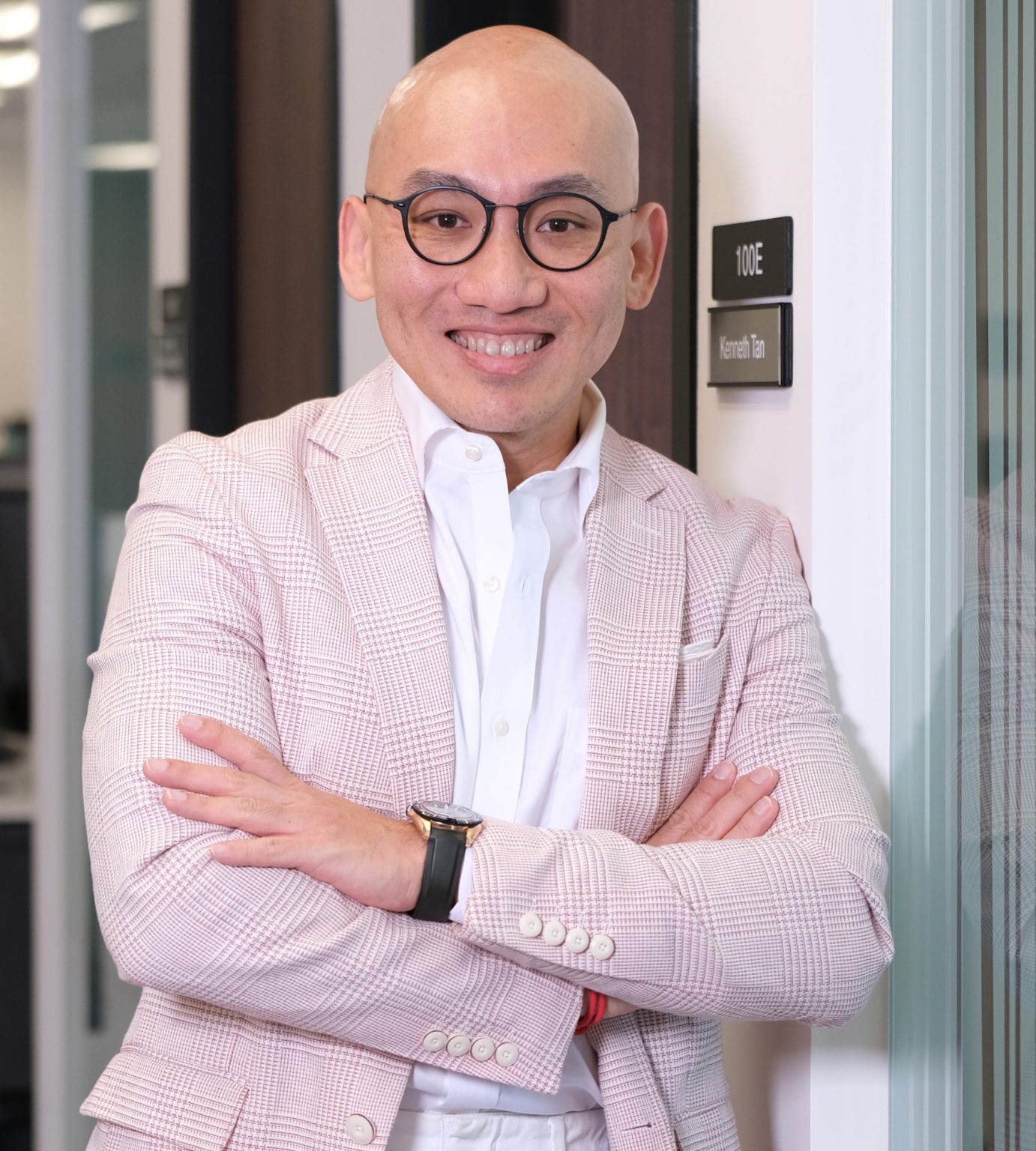 Kenneth Daniel Tan – Global