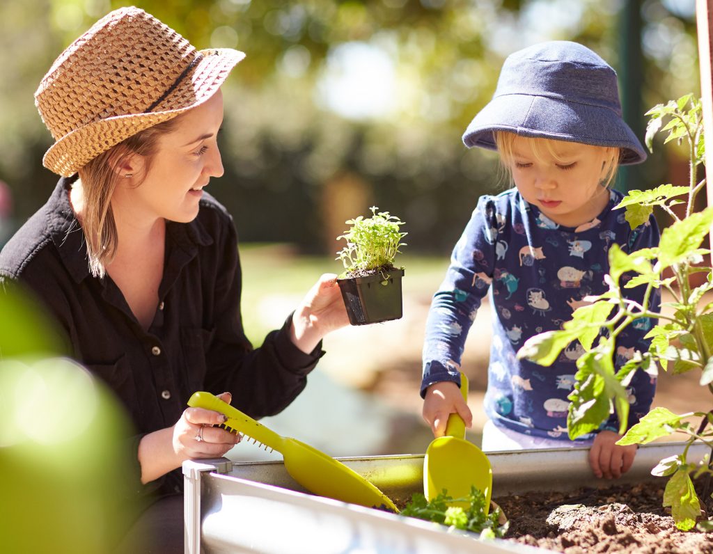 Anna Learmonth – Global