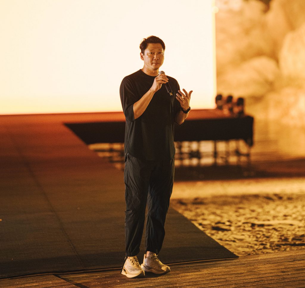 Arthur Ang – Global