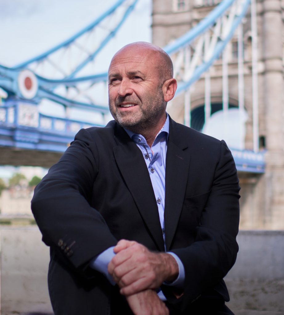 Andy Coster – Global