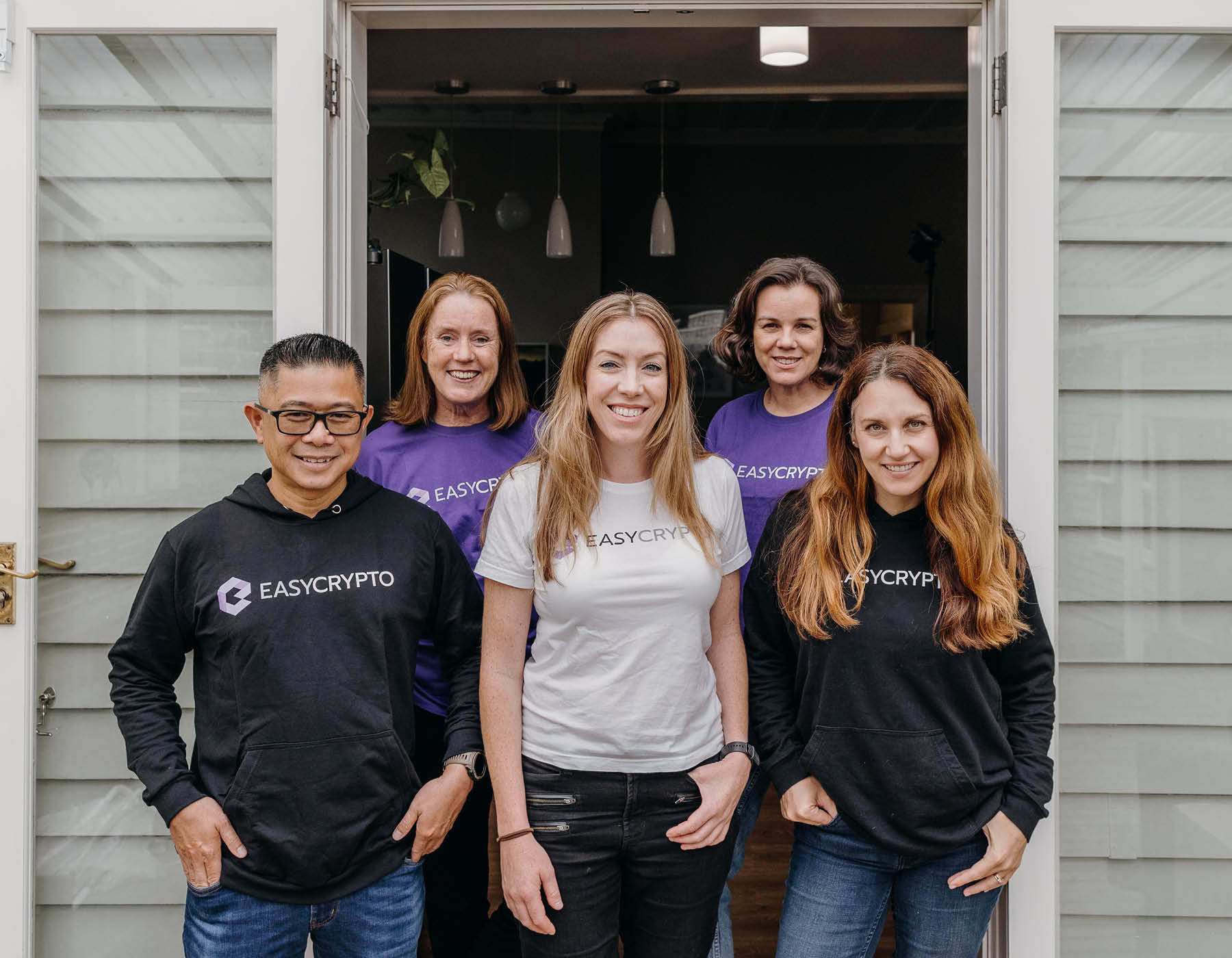 Janine Grainger – Global