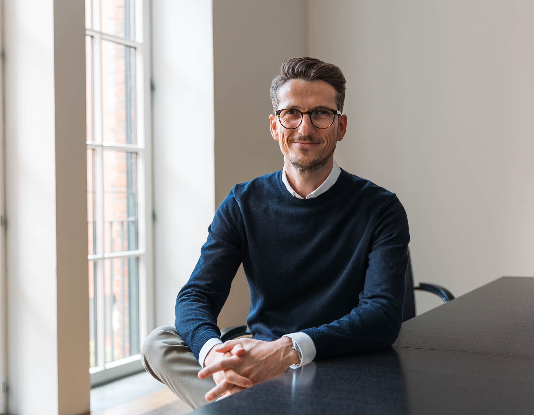 Nicolas Hoeborn – Global