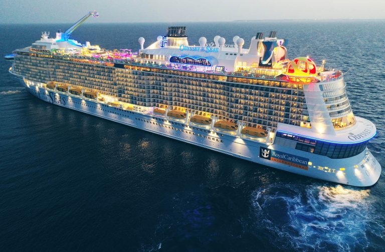 Nicolas Hoeborn – Global