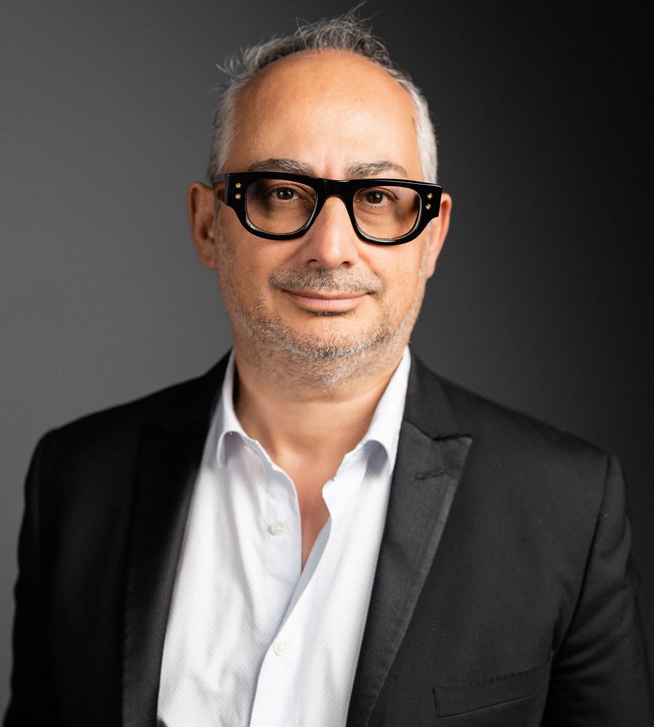 Stephan Schnabel – Global