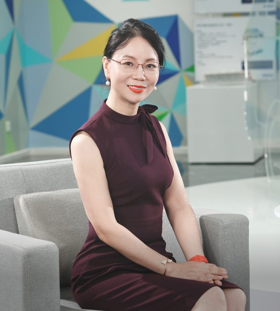 Lydia Shen – Global