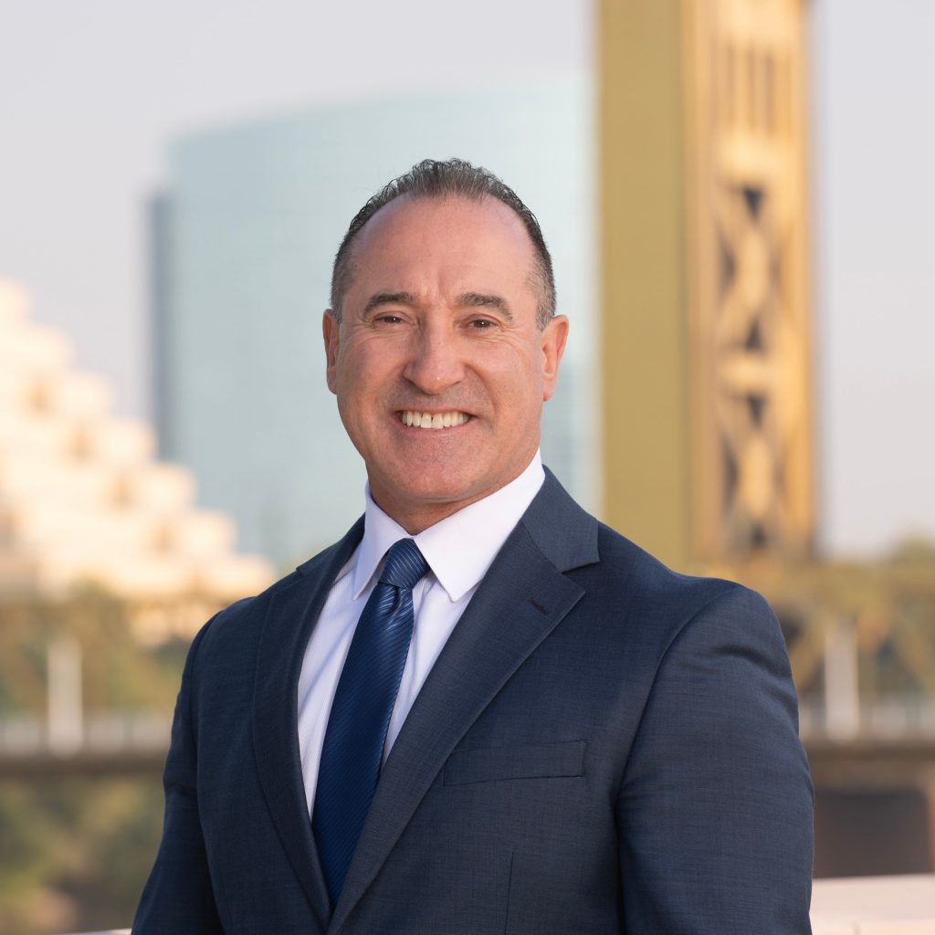 Tony Tavares – Global