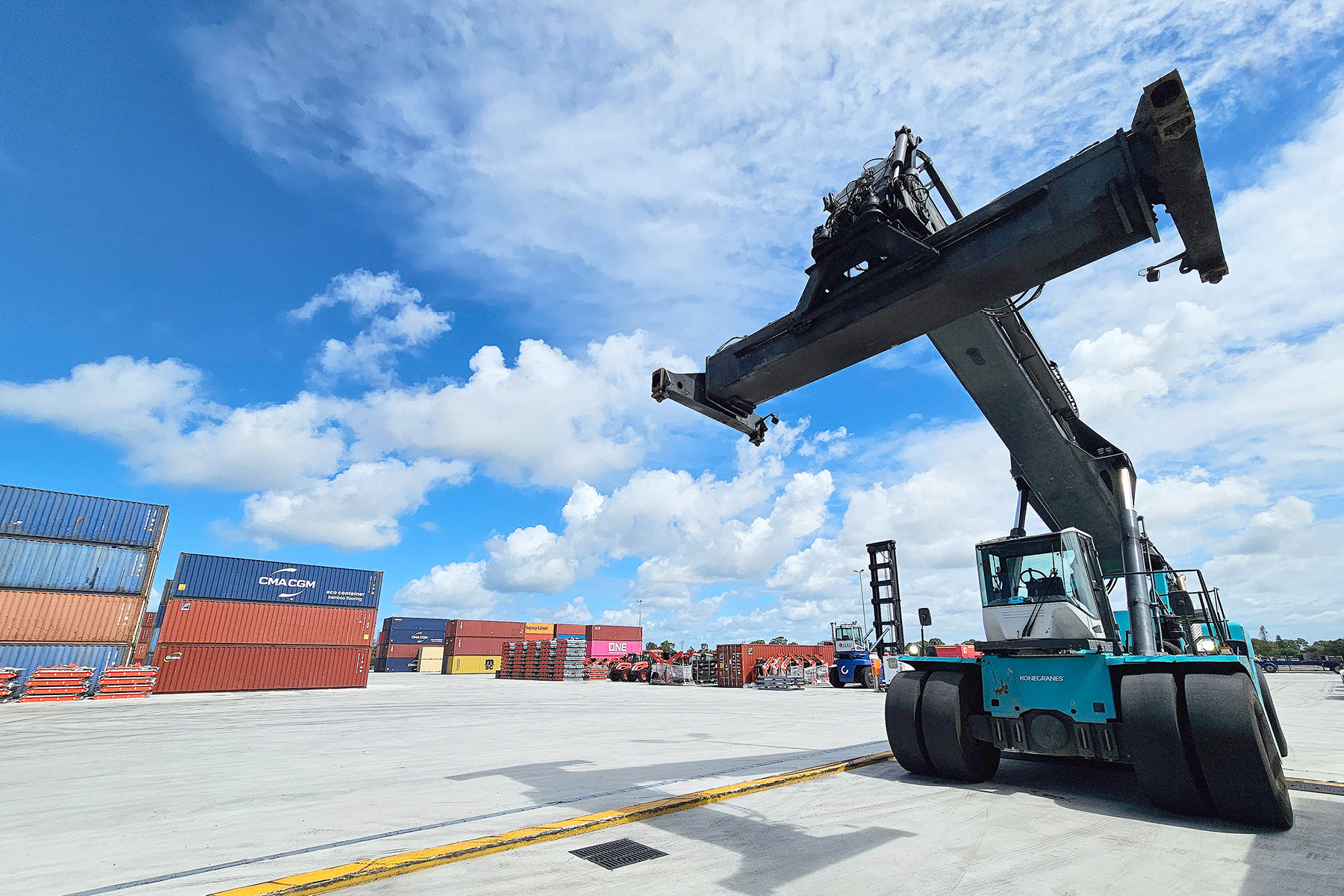 Ivan Vanis – Global