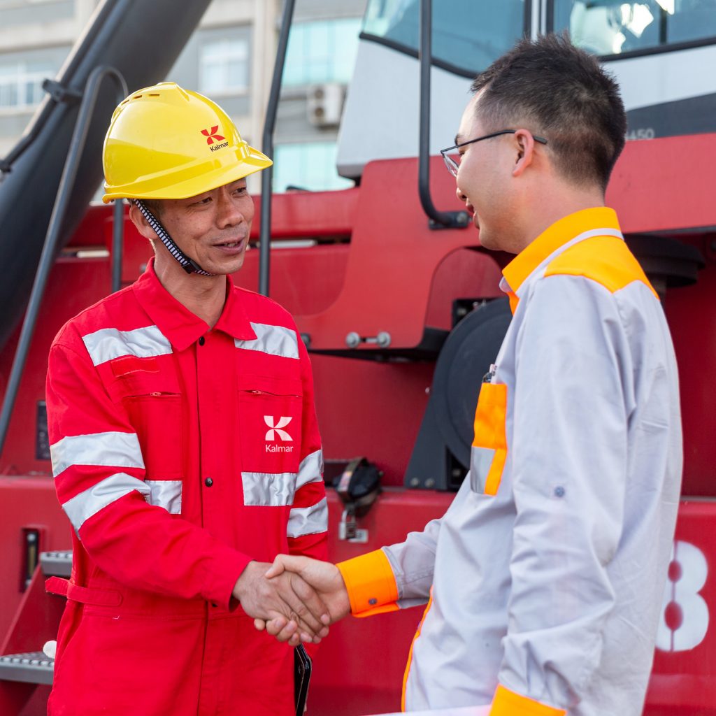 Alex Tang – Global