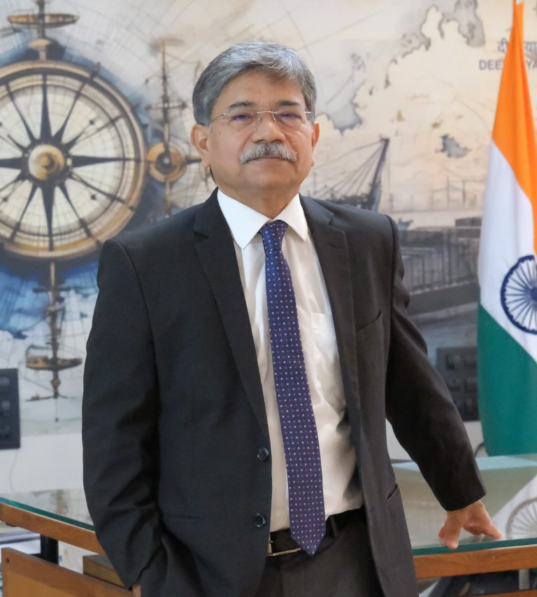 Rebecca Eclipse – Global