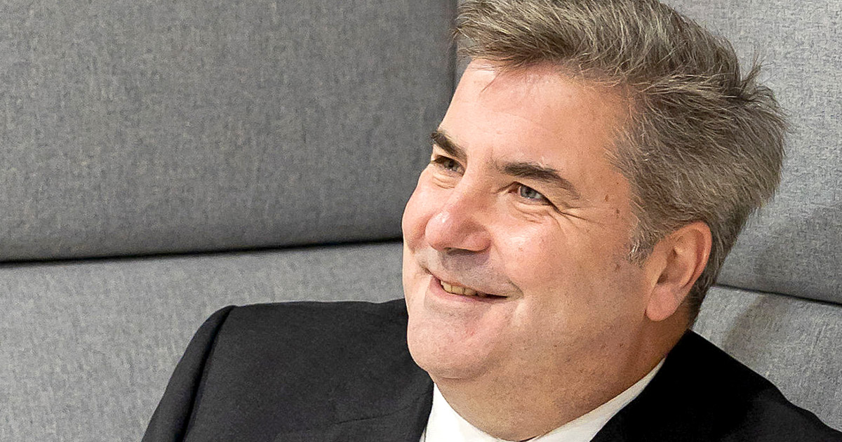 Peter Hebblethwaite – Global