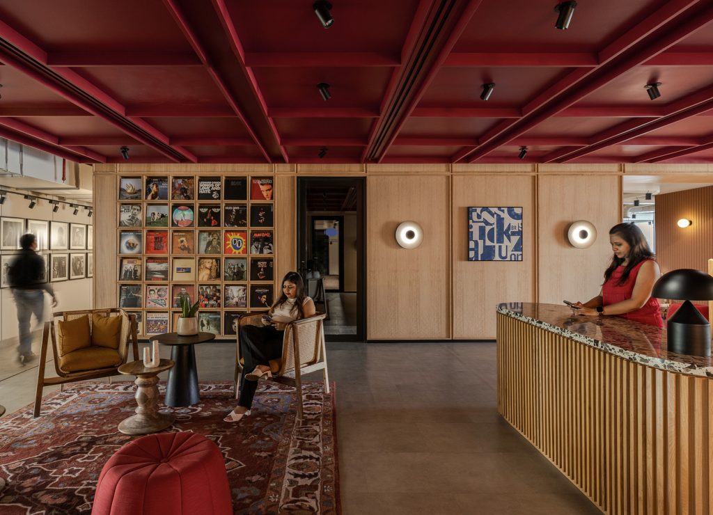 Stephen Lyon – Global