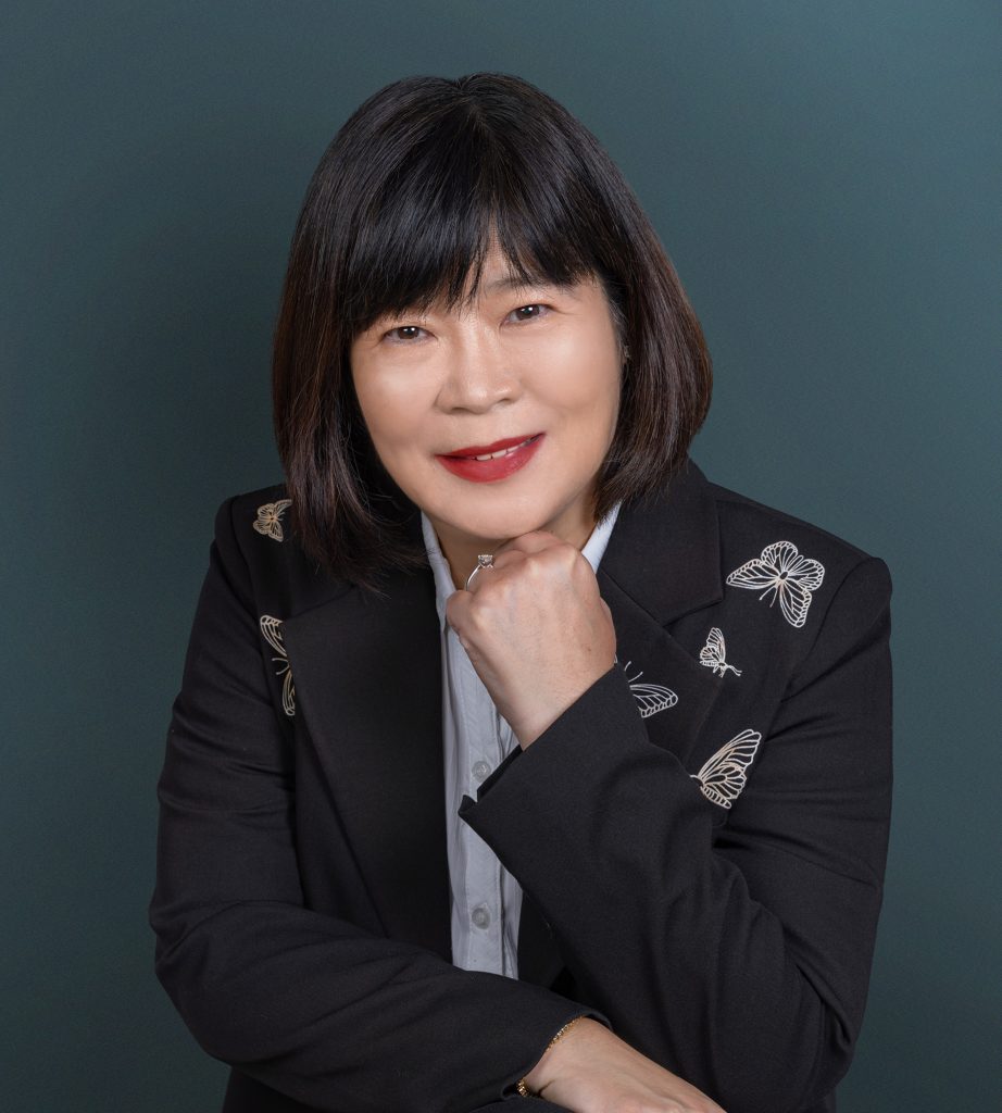 Nayib Bukele – Global