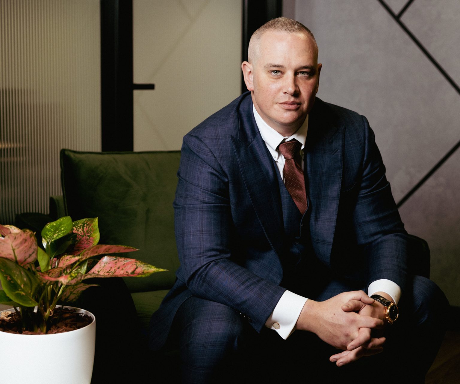 Andrew Quinn – Global