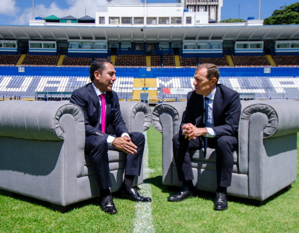 Herbert Hernández – Spanish